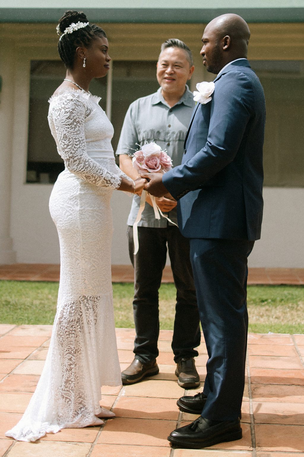 Hawaii Courthouse Wedding: Legal, Simple, and Beautiful | Hawaii Civil ...